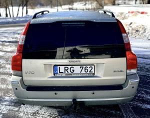Volvo V70 2006 Viļņa, ar dzinēja tilpumu 2.40 L un nobraukumu 251 tūkst. km par 1450 €, foto 5 vietnē AUTOMOTO.COM.LV