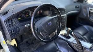 Volvo V70 2006 Viļņa, ar dzinēja tilpumu 2.40 L un nobraukumu 251 tūkst. km par 1450 €, foto 7 vietnē AUTOMOTO.COM.LV