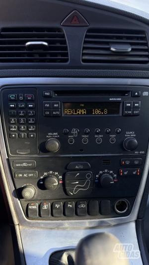 Volvo V70 2006 Viļņa, ar dzinēja tilpumu 2.40 L un nobraukumu 251 tūkst. km par 1450 €, foto 12 vietnē AUTOMOTO.COM.LV