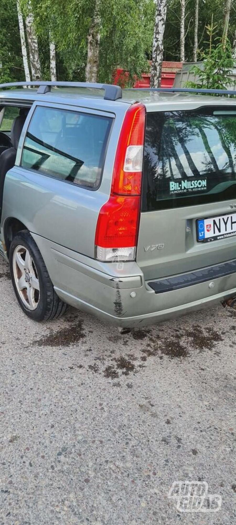 Volvo V70 2006 in Sakiai, with an engine capacity of 2.50 L and mileage of 394 thousand km for 1300 €, photo 7 on AUTOMOTO.COM.LV