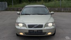 Volvo V70 2006 in Vilnius, with an engine capacity of 2.40 L and mileage of 251 thousand km for 1400 €, photo 4 on AUTOMOTO.COM.LV
