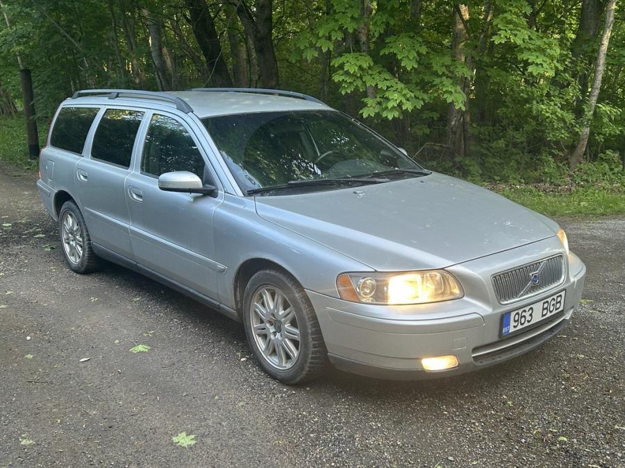 Volvo V70 2006 Tartu, ar dzinēja tilpumu 2.40 L un nobraukumu 347 tūkst. km par 699 €, foto 11 vietnē AUTOMOTO.COM.LV