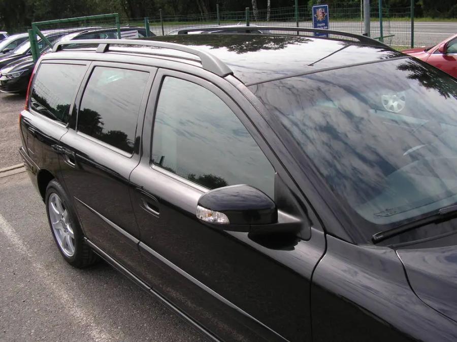 Volvo V70 2006 Sigulda, ar dzinēja tilpumu 2.40 L un nobraukumu 361 tūkst. km par 3750 €, foto 12 vietnē AUTOMOTO.COM.LV