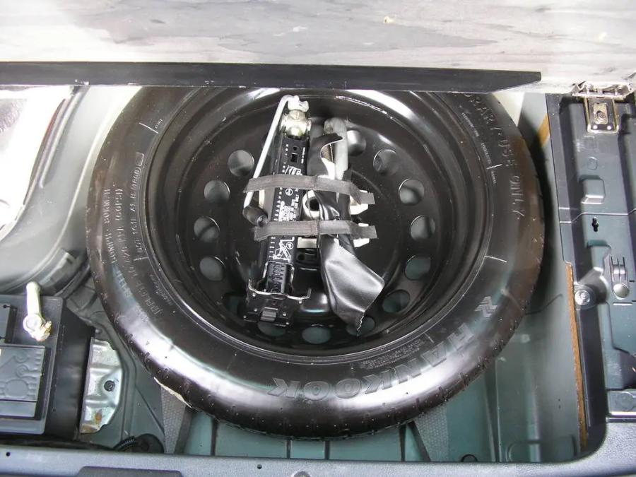 Volvo V70 2006 Sigulda, ar dzinēja tilpumu 2.40 L un nobraukumu 361 tūkst. km par 3750 €, foto 21 vietnē AUTOMOTO.COM.LV