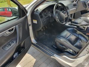 Volvo V70 2006 in Siauliai, with an engine capacity of 2.40 L and mileage of 313 thousand km for 2300 €, photo 15 on AUTOMOTO.COM.LV