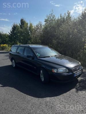 Volvo V70 2006 in Balvi, with an engine capacity of 2.40 L and mileage of 350 thousand km for 1900 €, photo 4 on AUTOMOTO.COM.LV