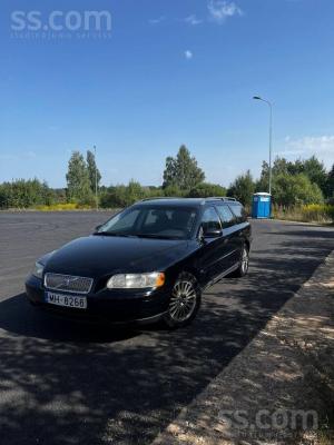 Volvo V70 2006 in Balvi, with an engine capacity of 2.40 L and mileage of 350 thousand km for 1900 €, photo 5 on AUTOMOTO.COM.LV