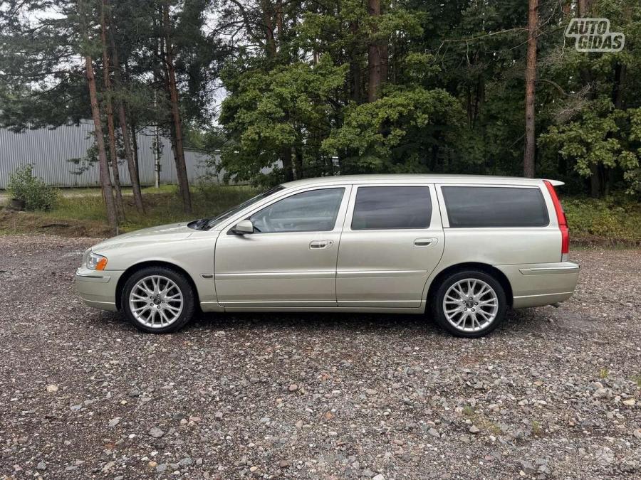Volvo V70 2006 Jonava, ar dzinēja tilpumu 2.40 L un nobraukumu 380 tūkst. km par 3750 €, foto 9 vietnē AUTOMOTO.COM.LV
