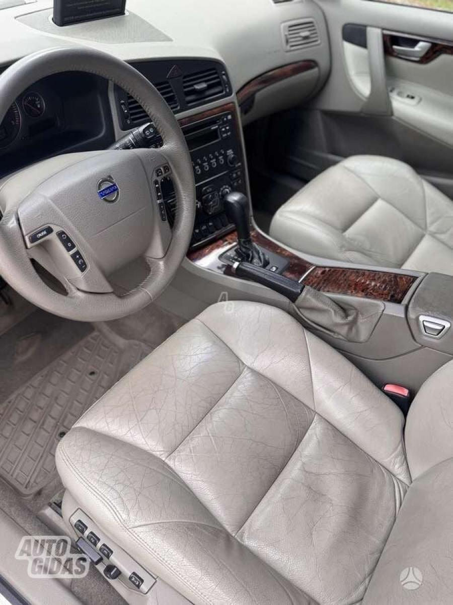 Volvo V70 2006 Jonava, ar dzinēja tilpumu 2.40 L un nobraukumu 380 tūkst. km par 3750 €, foto 11 vietnē AUTOMOTO.COM.LV
