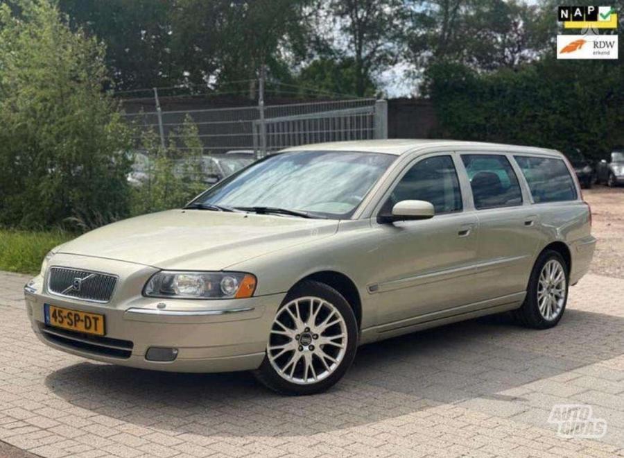 Volvo V70 2006 Jonava, ar dzinēja tilpumu 2.40 L un nobraukumu 380 tūkst. km par 3750 €, foto 22 vietnē AUTOMOTO.COM.LV