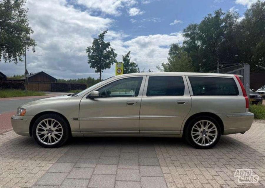 Volvo V70 2006 Jonava, ar dzinēja tilpumu 2.40 L un nobraukumu 380 tūkst. km par 3750 €, foto 23 vietnē AUTOMOTO.COM.LV
