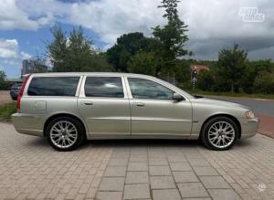 Volvo V70 2006 Jonava, ar dzinēja tilpumu 2.40 L un nobraukumu 380 tūkst. km par 3750 €, foto 27 vietnē AUTOMOTO.COM.LV