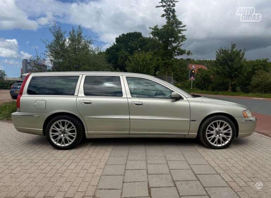 Volvo V70 2006 Jonava, ar dzinēja tilpumu 2.40 L un nobraukumu 380 tūkst. km par 3750 €, foto 27 vietnē AUTOMOTO.COM.LV