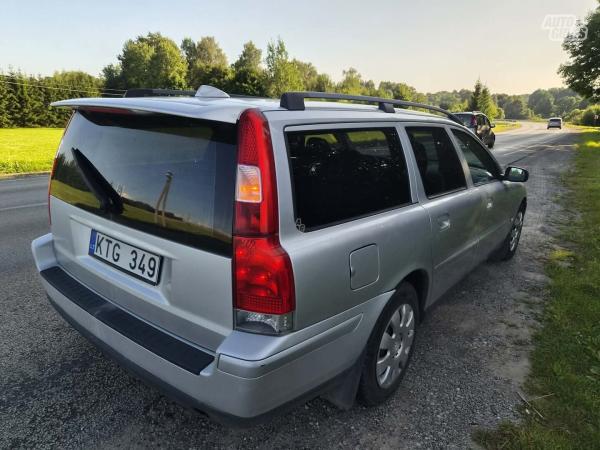 Volvo V70 2006 Klaipėda, ar dzinēja tilpumu 2.40 L un nobraukumu 466 tūkst. km par 1000 €, foto 5 vietnē AUTOMOTO.COM.LV