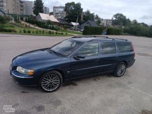 Volvo V70 2006 in Raseiniai, with an engine capacity of 2.40 L and mileage of 393 thousand km for 2700 €, photo 8 on AUTOMOTO.COM.LV