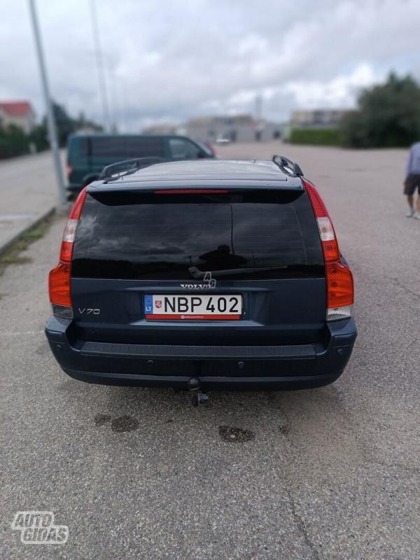 Volvo V70 2006 Raseiniai, ar dzinēja tilpumu 2.40 L un nobraukumu 393 tūkst. km par 2700 €, foto 6 vietnē AUTOMOTO.COM.LV