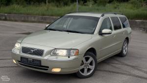 Volvo V70 2006 Viļņa, ar dzinēja tilpumu 2.40 L un nobraukumu 251 tūkst. km par 1200 €, foto 3 vietnē AUTOMOTO.COM.LV