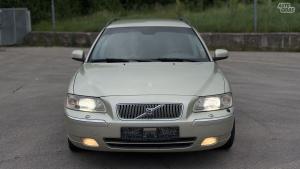 Volvo V70 2006 Viļņa, ar dzinēja tilpumu 2.40 L un nobraukumu 251 tūkst. km par 1200 €, foto 4 vietnē AUTOMOTO.COM.LV