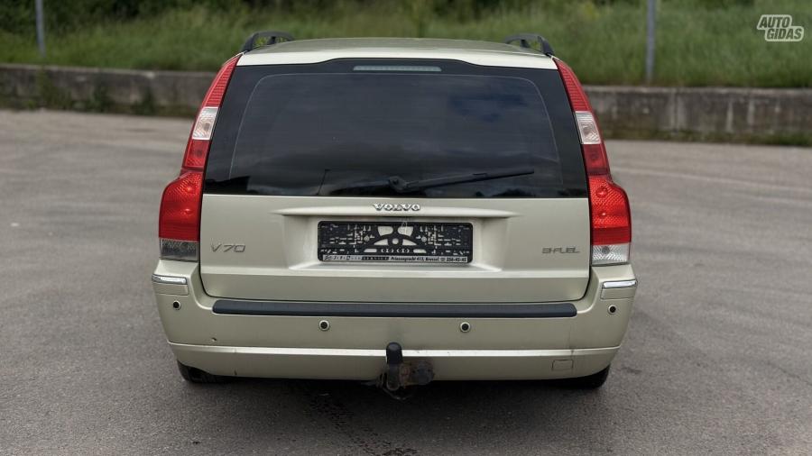 Volvo V70 2006 Viļņa, ar dzinēja tilpumu 2.40 L un nobraukumu 251 tūkst. km par 1200 €, foto 5 vietnē AUTOMOTO.COM.LV