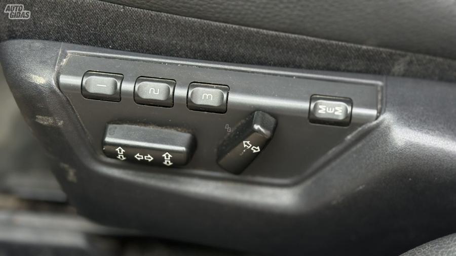 Volvo V70 2006 Viļņa, ar dzinēja tilpumu 2.40 L un nobraukumu 251 tūkst. km par 1200 €, foto 11 vietnē AUTOMOTO.COM.LV