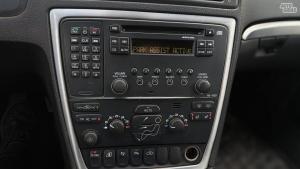 Volvo V70 2006 Viļņa, ar dzinēja tilpumu 2.40 L un nobraukumu 251 tūkst. km par 1200 €, foto 15 vietnē AUTOMOTO.COM.LV