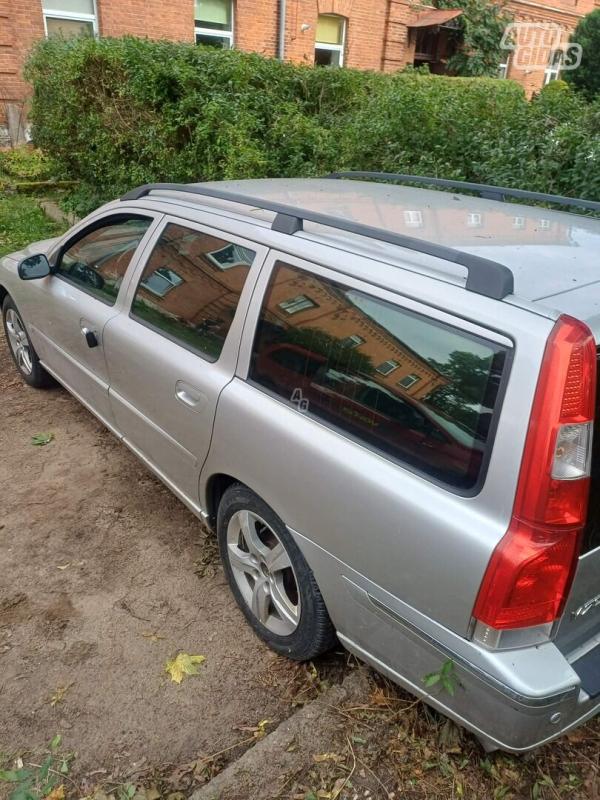 Volvo V70 2006 KauÅa vietnÄ Volvo V70 2006 KauÅa, ar dzinÄja tilpumu 2.40 L un nobraukumu 300 tÅ«kst. km par 800 ā¬, foto 3 vietnÄ AUTOMOTO.COM.LV
