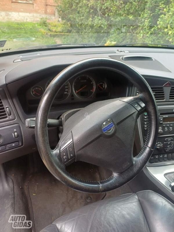 Volvo V70 2006 KauÅa vietnÄ Volvo V70 2006 KauÅa, ar dzinÄja tilpumu 2.40 L un nobraukumu 300 tÅ«kst. km par 800 ā¬, foto 8 vietnÄ AUTOMOTO.COM.LV