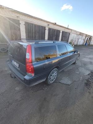 Volvo V70 2006 Utena, ar dzinēja tilpumu 2.40 L un nobraukumu 364 tūkst. km par 1250 €, foto 5 vietnē AUTOMOTO.COM.LV