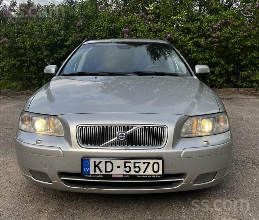 Volvo V70 2007 in Talsi, with an engine capacity of 2.40 L and mileage of 347 thousand km for 2700 €, photo 1 on AUTOMOTO.COM.LV