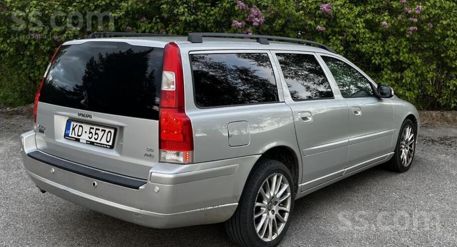 Volvo V70 2007 in Talsi, with an engine capacity of 2.40 L and mileage of 347 thousand km for 2700 €, photo 5 on AUTOMOTO.COM.LV
