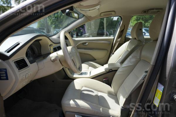 Volvo V70 2007 Rīga, ar dzinēja tilpumu 2.40 L un nobraukumu 0 tūkst. km par 5290 €, foto 5 vietnē AUTOMOTO.COM.LV