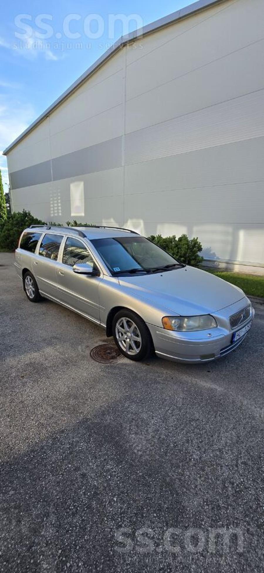 Volvo V70 2007 Rīga, ar dzinēja tilpumu 2.40 L un nobraukumu 434 tūkst. km par 2350 €, foto 1 vietnē AUTOMOTO.COM.LV