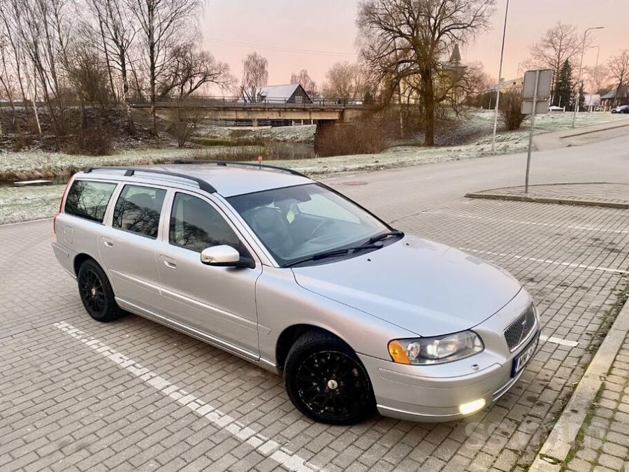 Volvo V70 2007 in Rezekne, with an engine capacity of 2.40 L and mileage of 0 thousand km for 2750 €, photo 3 on AUTOMOTO.COM.LV