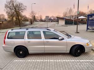 Volvo V70 2007 in Rezekne, with an engine capacity of 2.40 L and mileage of 0 thousand km for 2750 €, photo 5 on AUTOMOTO.COM.LV