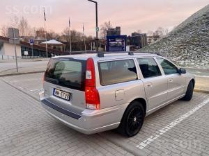 Volvo V70 2007 in Rezekne, with an engine capacity of 2.40 L and mileage of 0 thousand km for 2750 €, photo 7 on AUTOMOTO.COM.LV