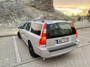 Volvo V70 2007 in Rezekne, with an engine capacity of 2.40 L and mileage of 0 thousand km for 2750 €, photo 8 on AUTOMOTO.COM.LV