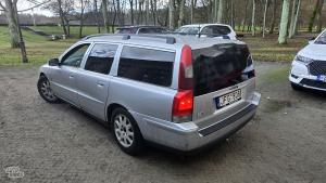 Volvo V70 2007 Prienai, ar dzinēja tilpumu 2.40 L un nobraukumu 333 tūkst. km par 950 €, foto 7 vietnē AUTOMOTO.COM.LV