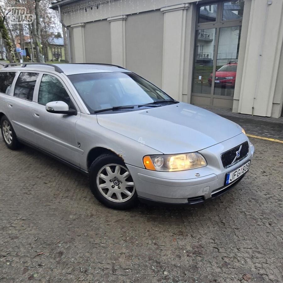 Volvo V70 2007 Prienai, ar dzinēja tilpumu 2.40 L un nobraukumu 333 tūkst. km par 950 €, foto 9 vietnē AUTOMOTO.COM.LV