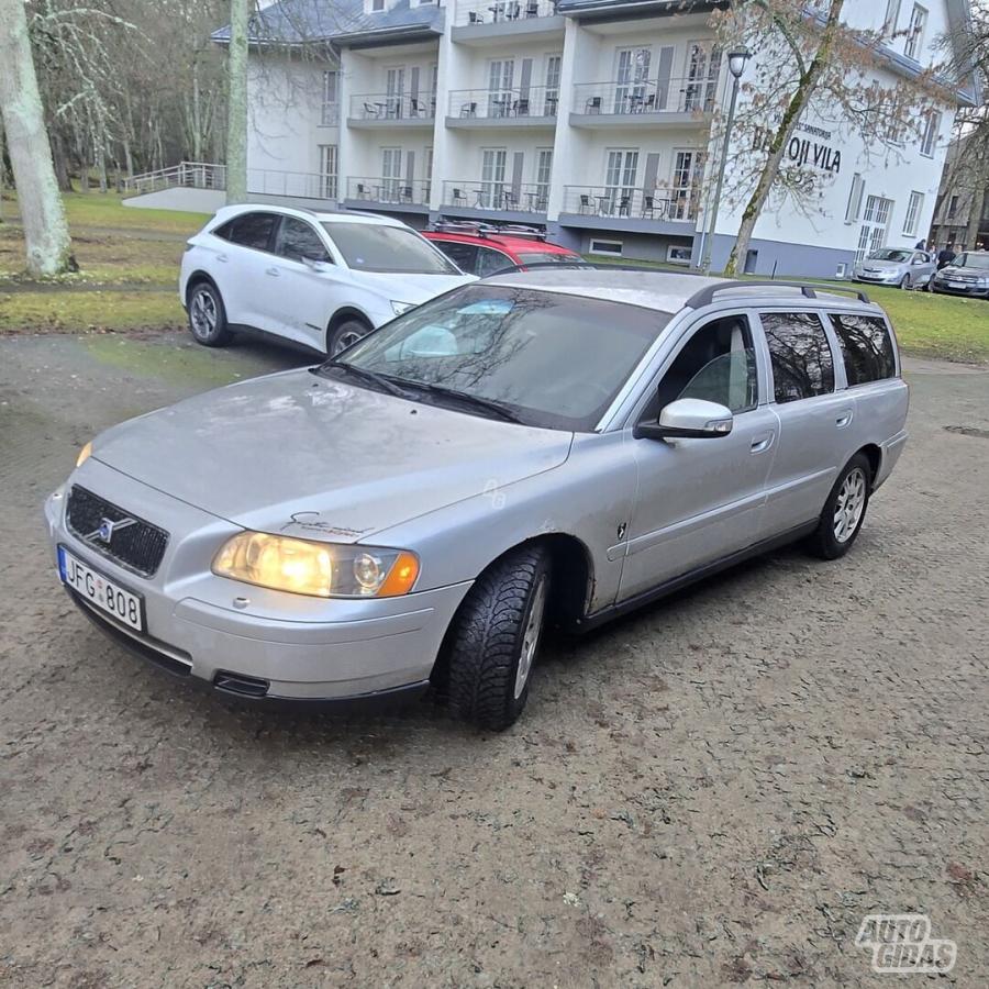 Volvo V70 2007 Prienai, ar dzinēja tilpumu 2.40 L un nobraukumu 333 tūkst. km par 950 €, foto 11 vietnē AUTOMOTO.COM.LV