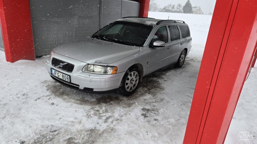 Volvo V70 2007 Prienai, ar dzinēja tilpumu 2.40 L un nobraukumu 536 tūkst. km par 1350 €, foto 1 vietnē AUTOMOTO.COM.LV