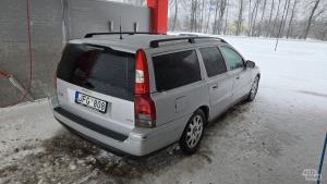 Volvo V70 2007 Prienai, ar dzinēja tilpumu 2.40 L un nobraukumu 536 tūkst. km par 1350 €, foto 6 vietnē AUTOMOTO.COM.LV