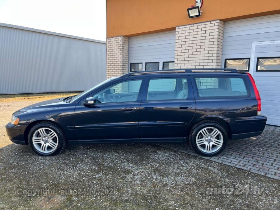 Volvo V70 2007 Paide, ar dzinēja tilpumu 2.40 L un nobraukumu 380 tūkst. km par 3499 €, foto 6 vietnē AUTOMOTO.COM.LV