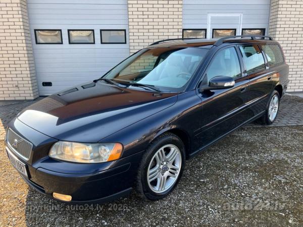 Volvo V70 2007 Paide, ar dzinēja tilpumu 2.40 L un nobraukumu 380 tūkst. km par 3499 €, foto 5 vietnē AUTOMOTO.COM.LV
