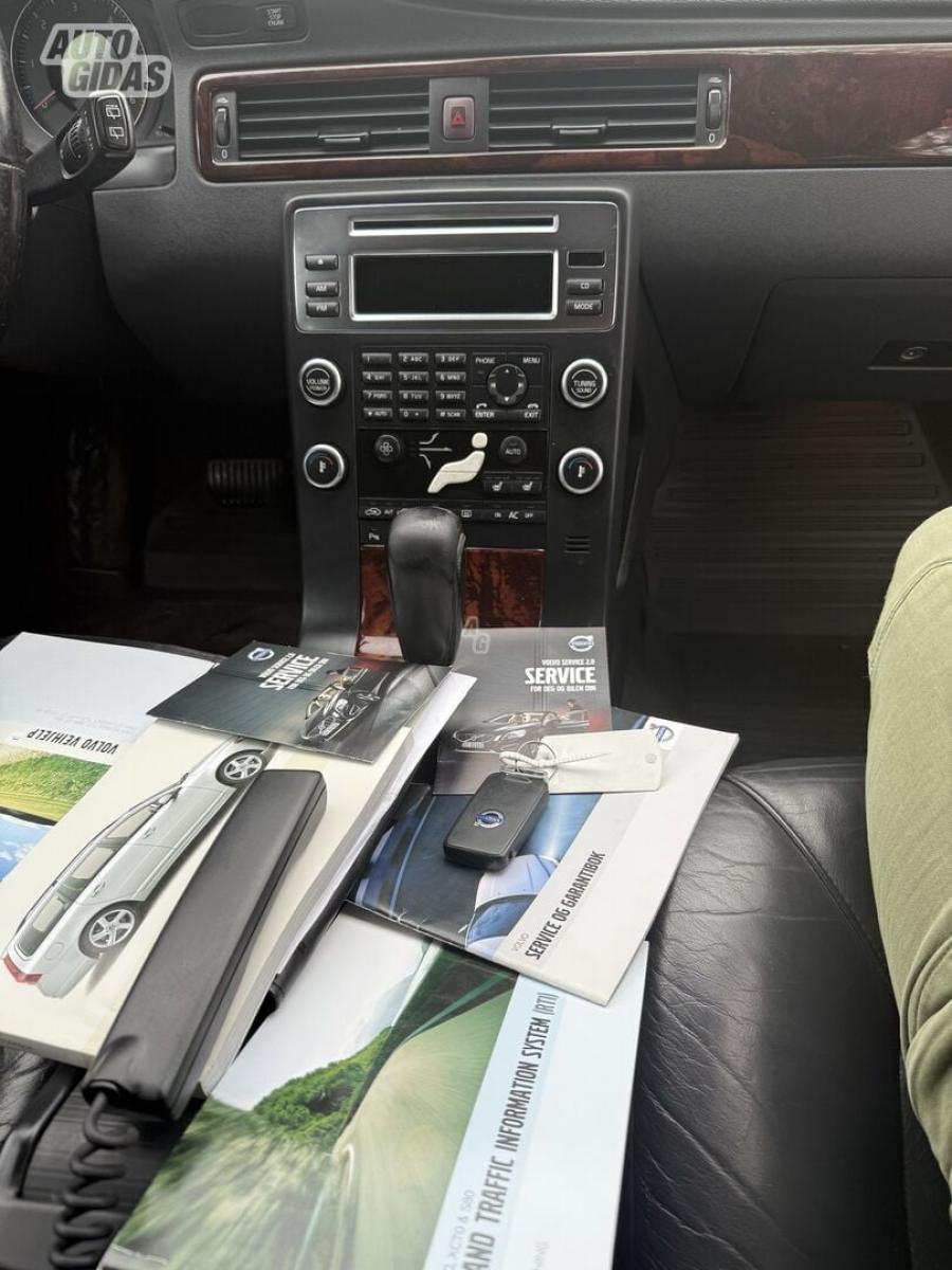 Volvo V70 2007 Jonava, ar dzinēja tilpumu 2.00 L un nobraukumu 319 tūkst. km par 2460 €, foto 20 vietnē AUTOMOTO.COM.LV