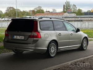 Volvo V70 2007 in Riga, with an engine capacity of 2.40 L and mileage of 361 thousand km for 1990 €, photo 5 on AUTOMOTO.COM.LV
