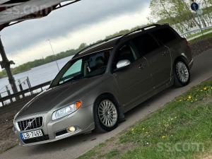 Volvo V70 2007 in Riga, with an engine capacity of 2.40 L and mileage of 361 thousand km for 1990 €, photo 10 on AUTOMOTO.COM.LV