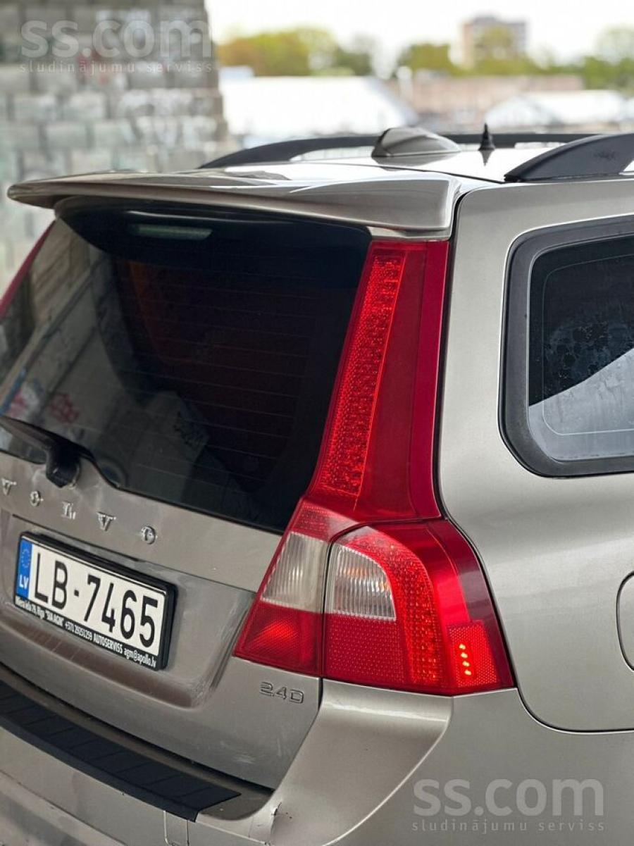 Volvo V70 2007 in Riga, with an engine capacity of 2.40 L and mileage of 361 thousand km for 1990 €, photo 13 on AUTOMOTO.COM.LV