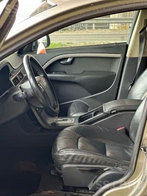 Volvo V70 2007 in Riga, with an engine capacity of 2.40 L and mileage of 361 thousand km for 1990 €, photo 18 on AUTOMOTO.COM.LV