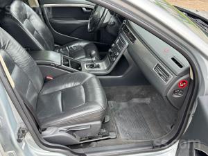 Volvo V70 2007 in Riga, with an engine capacity of 2.40 L and mileage of 347 thousand km for 1950 €, photo 12 on AUTOMOTO.COM.LV