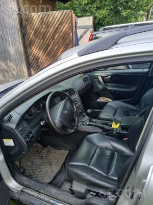 Volvo V70 2007 Alūksne, ar dzinēja tilpumu 2.40 L un nobraukumu 321 tūkst. km par 1500 €, foto 6 vietnē AUTOMOTO.COM.LV